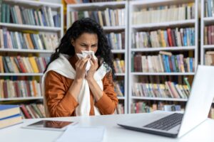 Do I have flu, COVID-19 or a cold? Know the signs and symptoms – UK ...